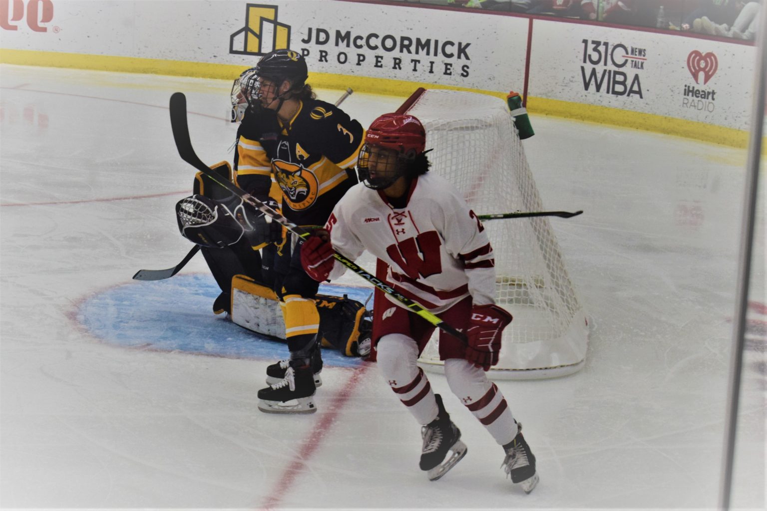 Badgers’ hockey mom shares her family’s formula for success at the La ...